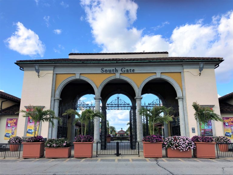 The Ultimate Guide to Brookfield Zoo ~ Chicago, IL
